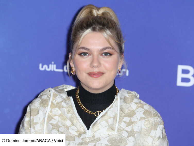 Louane dévoile une rare image de sa fille Esmée : les internautes sont ...