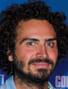 Maxime Musqua - La biographie de Maxime Musqua avec Voici.fr