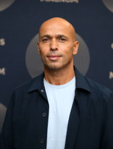 Eric Judor - La biographie de Eric Judor avec Voici.fr