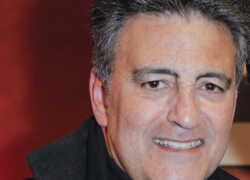 Phil Barney - La biographie de Phil Barney avec Voici.fr