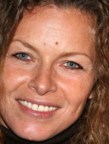 Manuela Lopez - La biographie de Manuela Lopez avec Voici.fr