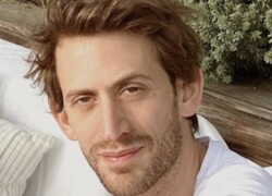 Dean David Neiger - La biographie de Dean David Neiger avec Voici.fr