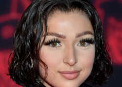 Eva Queen - La biographie de Eva Queen avec Voici.fr