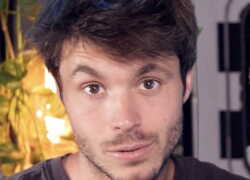 Léo Grasset - La biographie de Léo Grasset avec Voici.fr