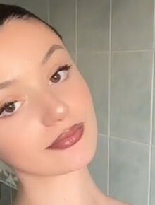 Nour - The Voice 11 - La biographie de Nour - The Voice 11 avec Voici.fr