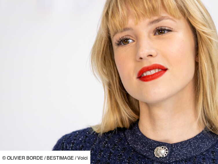 PHOTO Angèle : adieu le blond et la frange, la chanteuse se ...