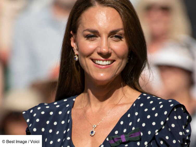 Morphologie en V : quelles robes porter pour sublimer une silhouette ...