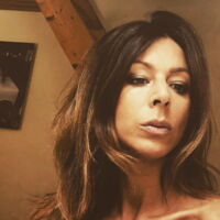 « J’ai connu l’enfer » : la chanteuse Rose se confie sur son cancer du sein (ZAPTV) - Voici