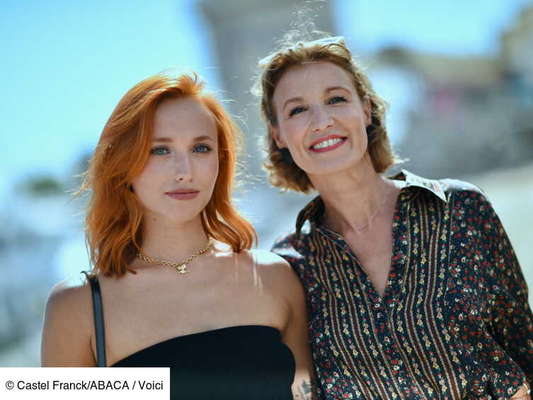 Alexandra Lamy a 51 ans : sa fille Chloé Jouannet lui rend un tendre hommage en photos - Voici