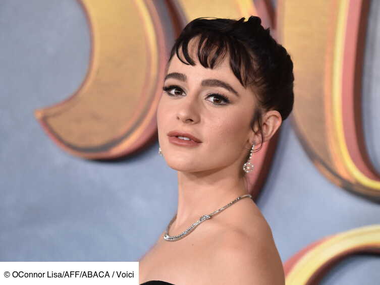 L'École du bien et du mal (Netflix) : qui est Sophia Anne Caruso, l'interprète de Sophie ? - Voici