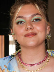 Soin des yeux : comment recourber ses cils pour un regard de biche ...