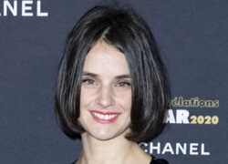 Jennifer Decker - La biographie de Jennifer Decker avec Voici.fr