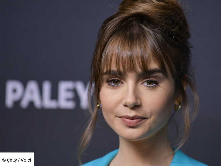 PHOTO Lily Collins : avec sa frange à la Mireille Mathieu, elle en met ...