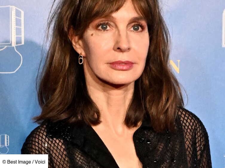 DIAPORAMA Ces stars en tenues transparentes adoptent la tendance la ...