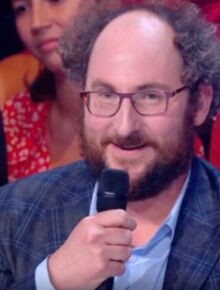 Star Academy : qui est Pierre de Brauer, le professeur de théâtre ? - Voici