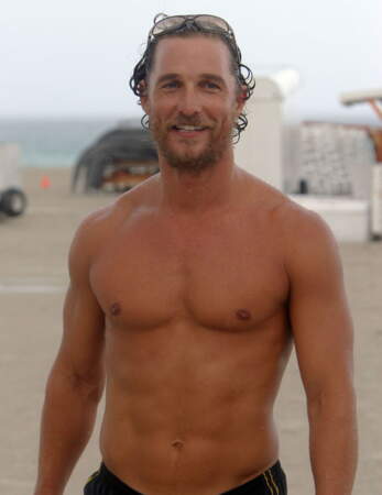 Les 30 beaux gosses à emmener dans ses valises - Voici