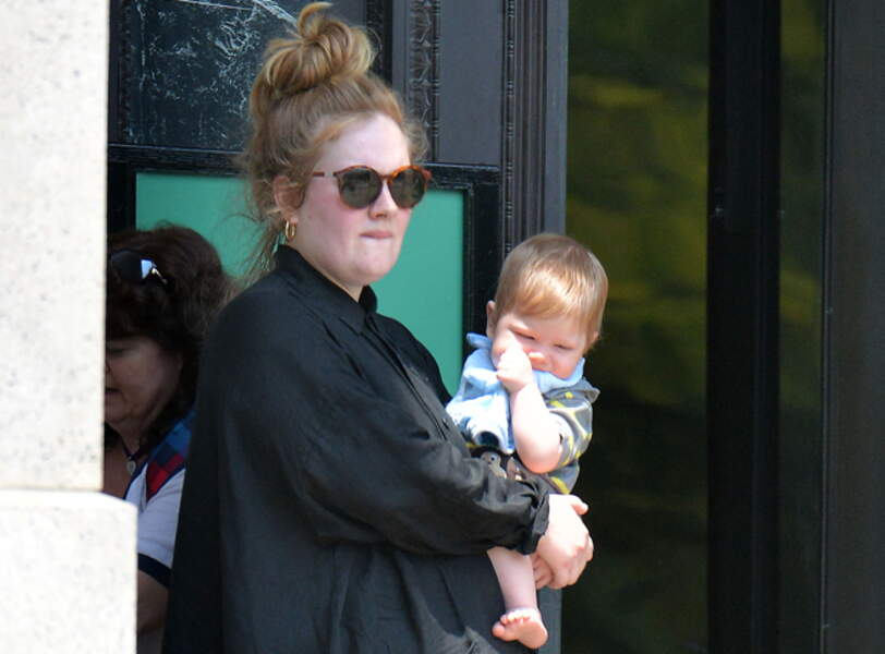 Découvrez le visage d'Angelo, le fils d'Adele - Voici