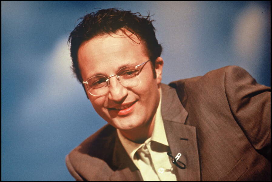 VOICI Arthur : son évolution physique depuis ses débuts à la radio et ...