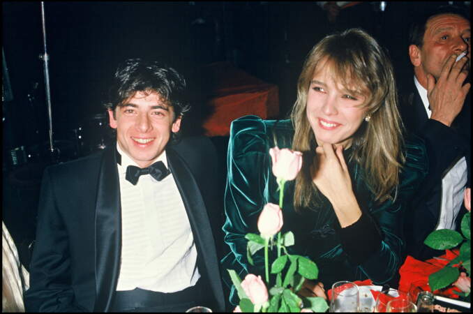 Découvrez en images la carrière de Patrick Bruel - Voici