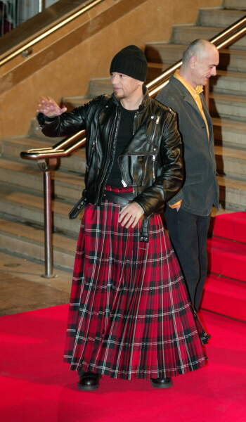 Pascal Obispo : découvrez son évolution physique - Voici