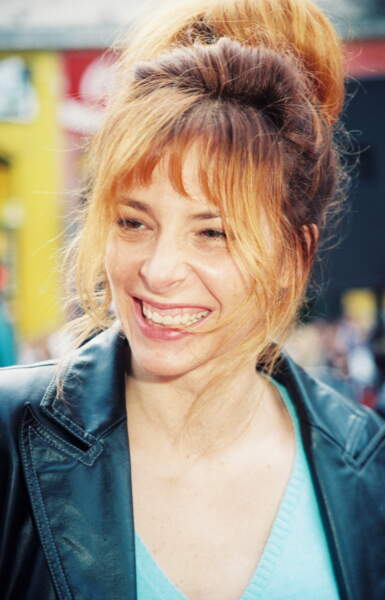 Mylène Farmer : retour sur la carrière de la chanteuse en images - Voici