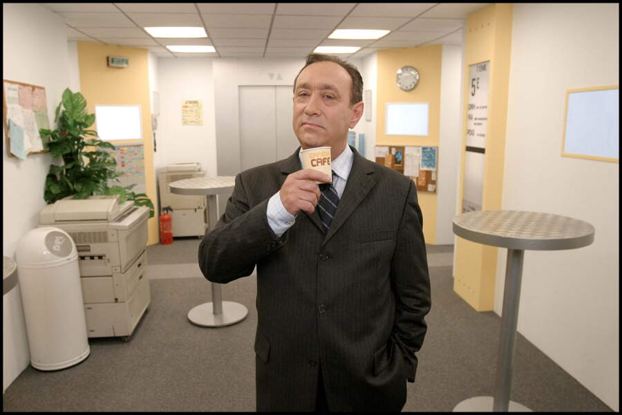 Caméra Café : que deviennent les acteurs de la série ? - Voici