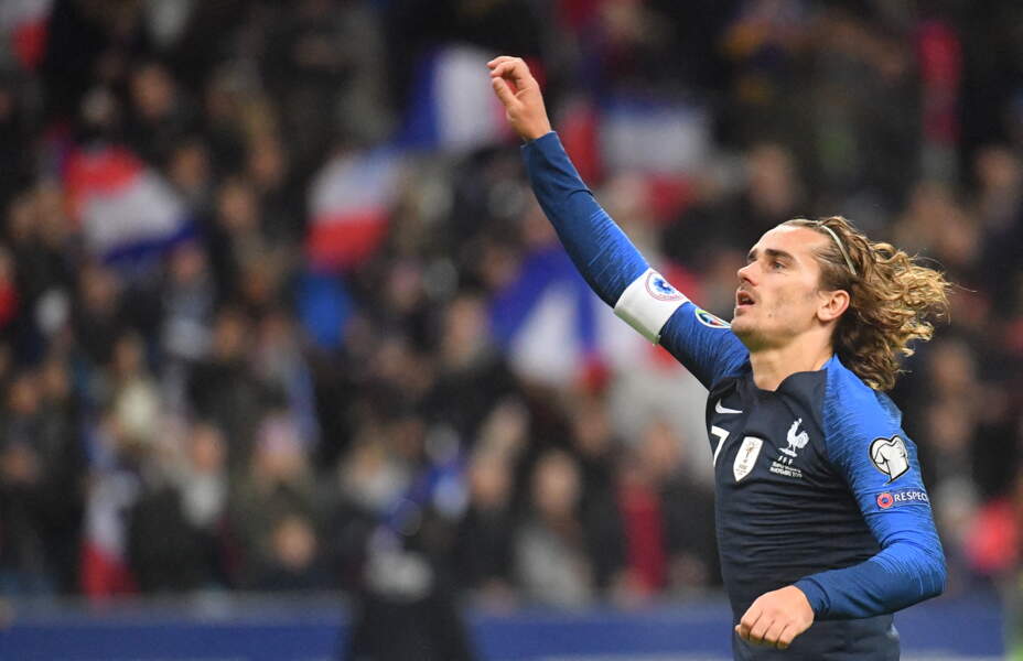 Antoine Griezmann : ses impressionnantes coupes (et couleurs !) de ...