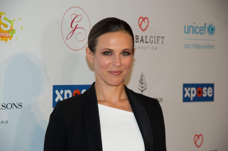 Lorie : découvrez l'évolution physique de la chanteuse - Voici