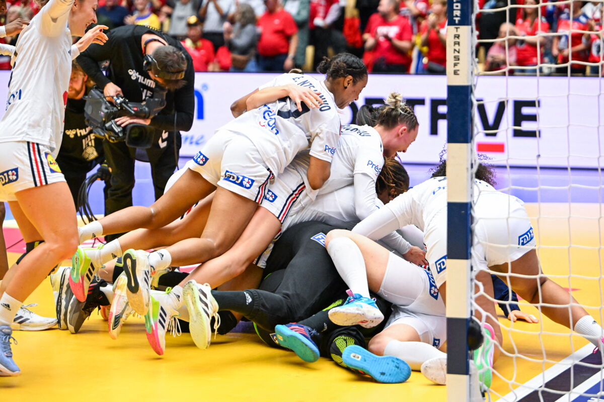 Mondial de handball féminin : la France championne du monde - Voici